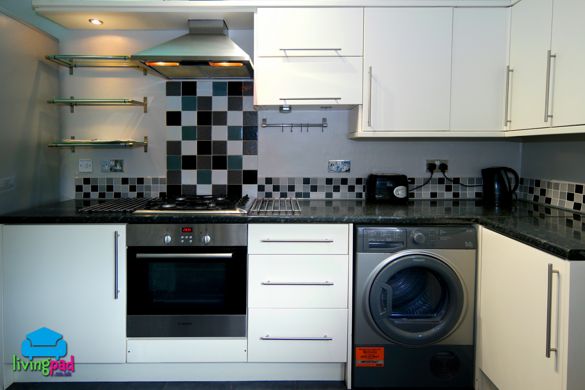 Number 111 - Keele Uni 4 bedroom student house - Livingpad